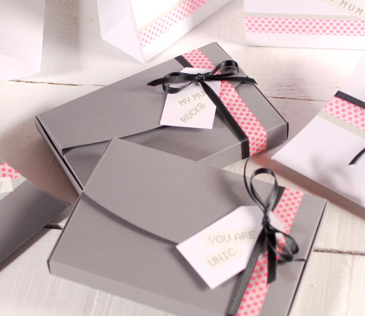 Boxes With Love Messages | SelfPackaging
